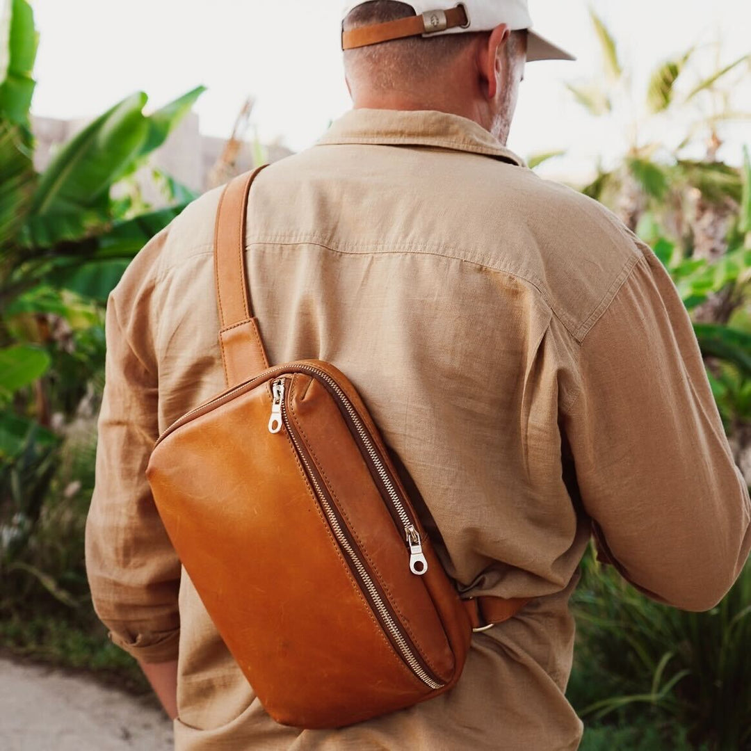 Bale Leather Sling Bag - Rust Brown – Parker Clay