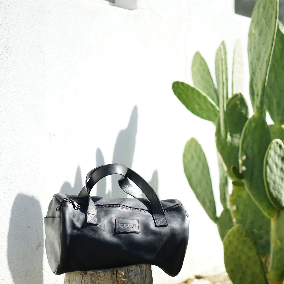 Omo Overnight Leather Travel Duffle Bag - Black – Parker Clay