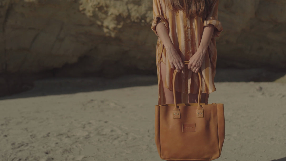 Parker Clay - Handcrafted Leather Goods Made in Ethiopia